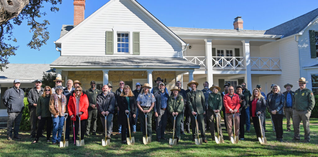 National Parks crew breaks ground on Texas White House rehabilitation ...