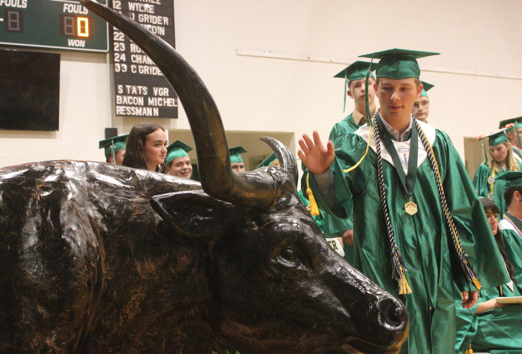 Harper graduates receive $375,000 in scholarships - Fredericksburg Standard